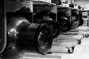 ヘリコプターのジンバル、防振装置 - カメラ防振装置 CINEFLEX T2